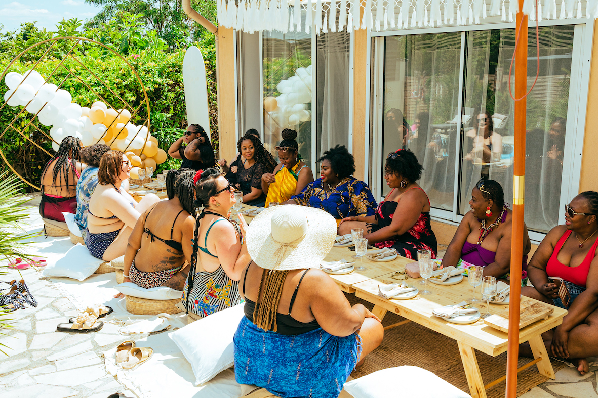 Pool Party Body Positive France Summer Body